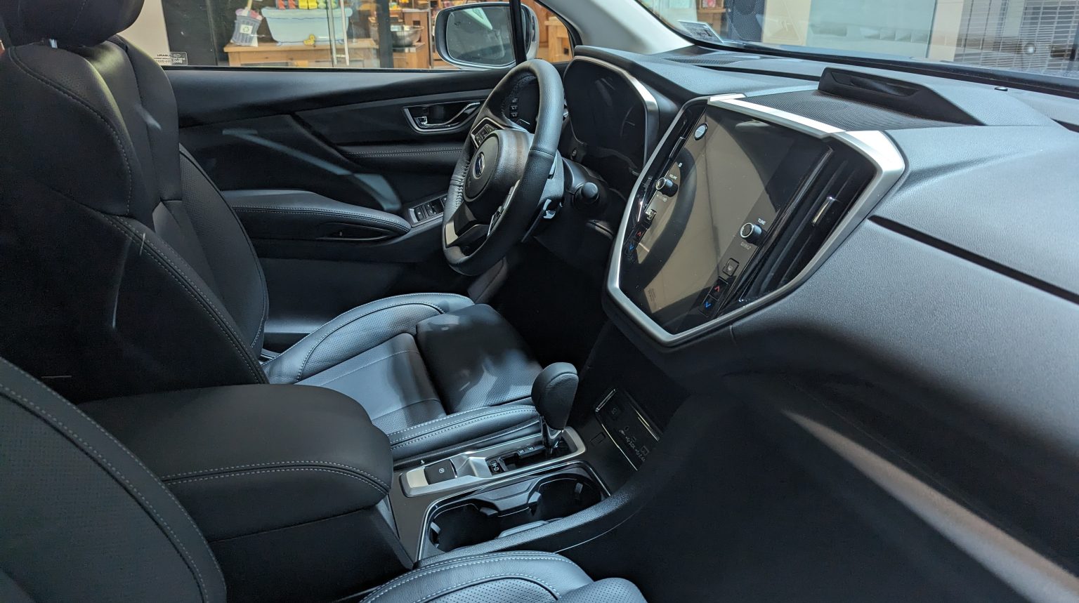 Phone Tablet and GPS Mounts for a Subaru Ascent